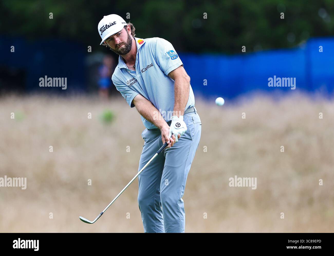 August 3, 2025: Cameron Young chips the ball. Fourth round, 2025 ...