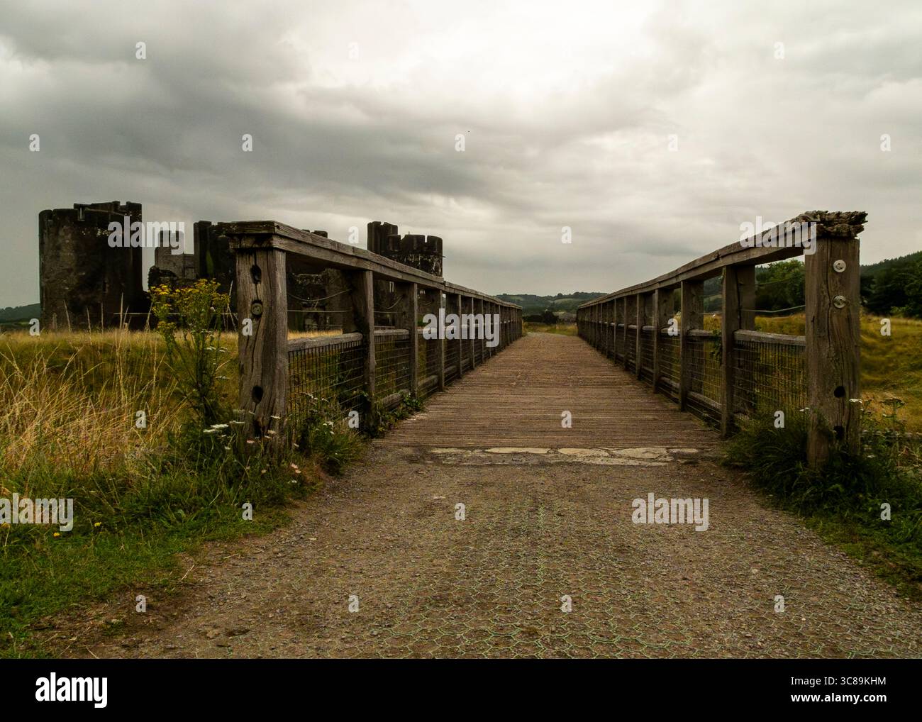 Wooden bridge leads medieval hi-res stock photography and images - Alamy