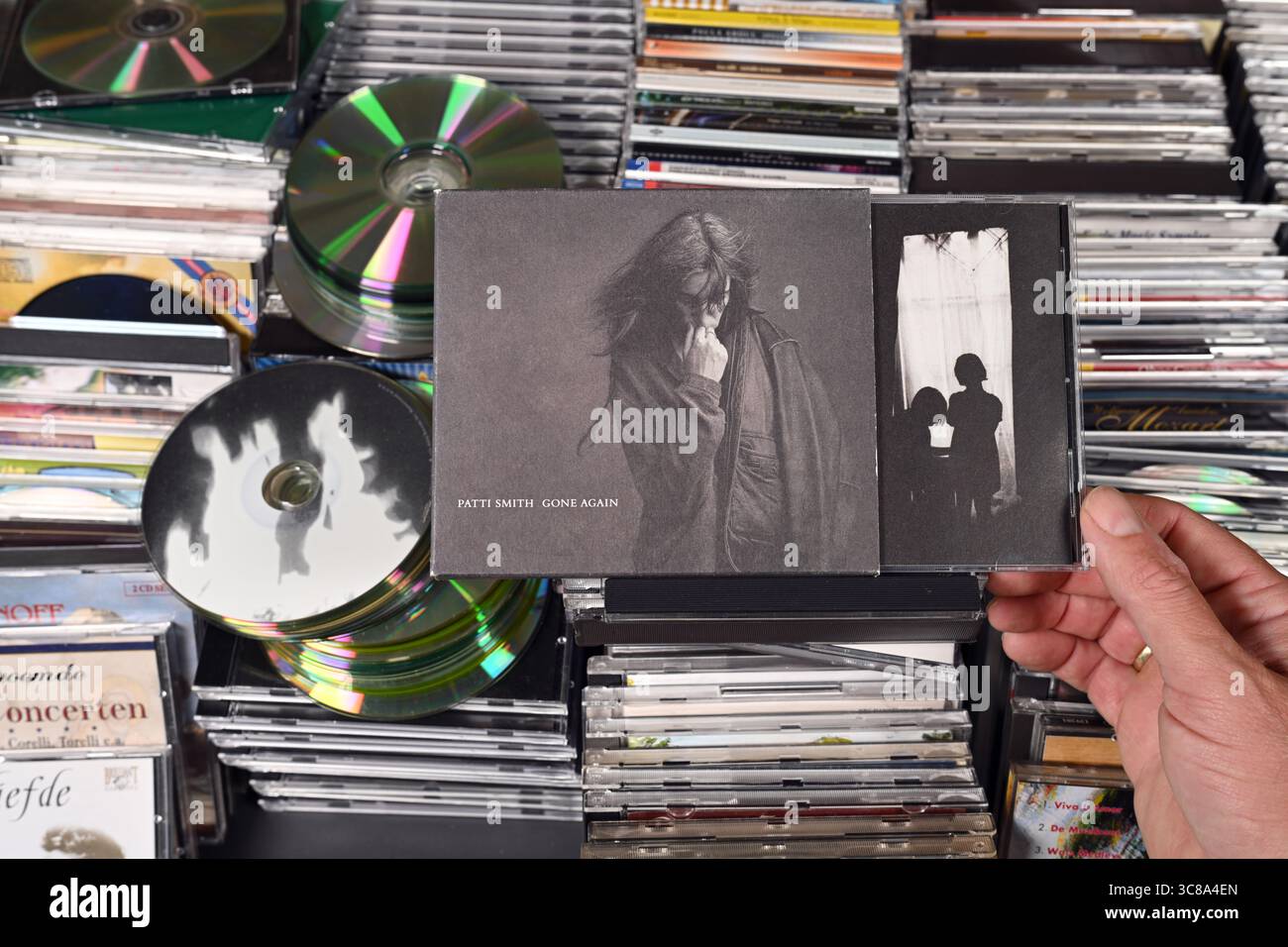 Patti smith album hi-res stock photography and images - Alamy