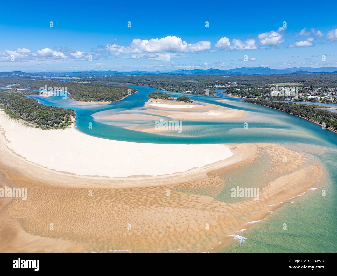 Nambucca River and estuary Stock Photo - Alamy
