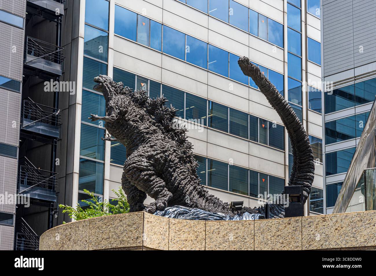 Godzilla statue, Hibiya Godzilla Square, Yurakucho, Chiyoda City, Tokyo ...