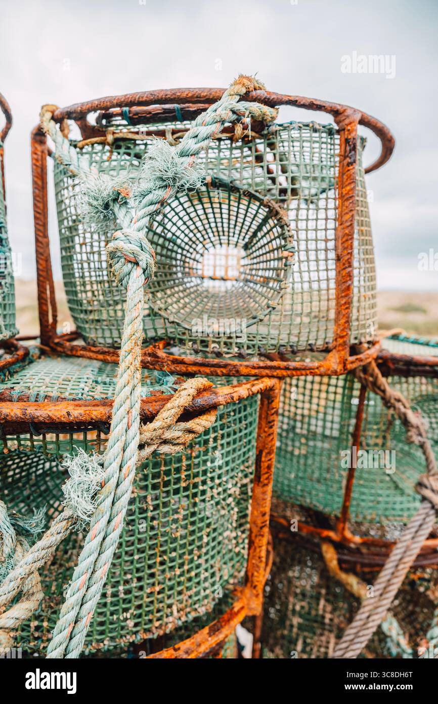 Traps ropes cages on hi-res stock photography and images - Alamy