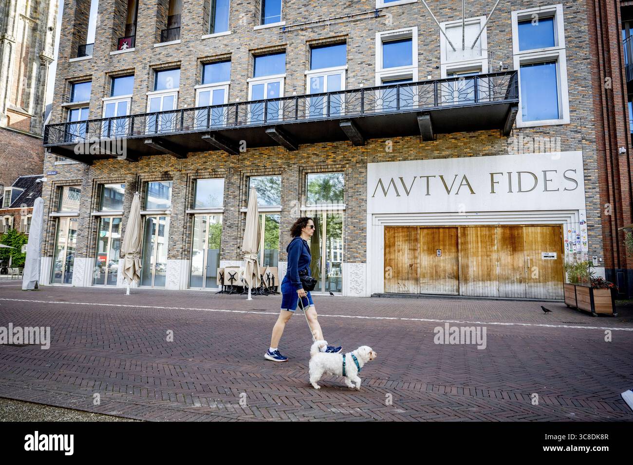 GRONINGEN - Groninger Studenten Corps Vindicat atque Polit, or Vindicat ...