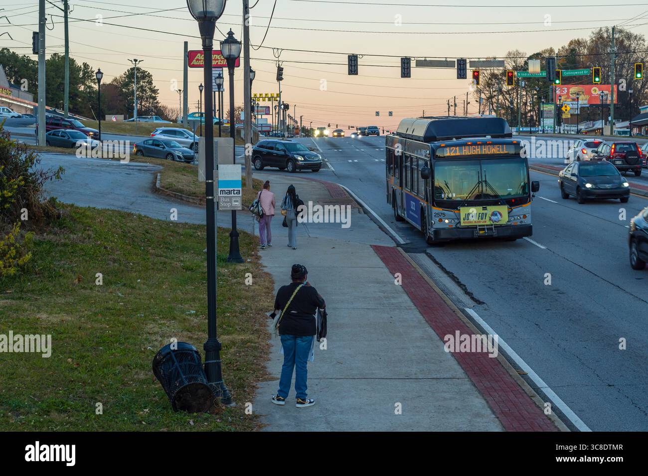 Busy street drone hi-res stock photography and images - Alamy