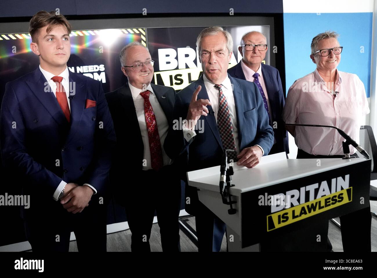 Reform party leader Nigel Farage and (left to right) the leader of ...