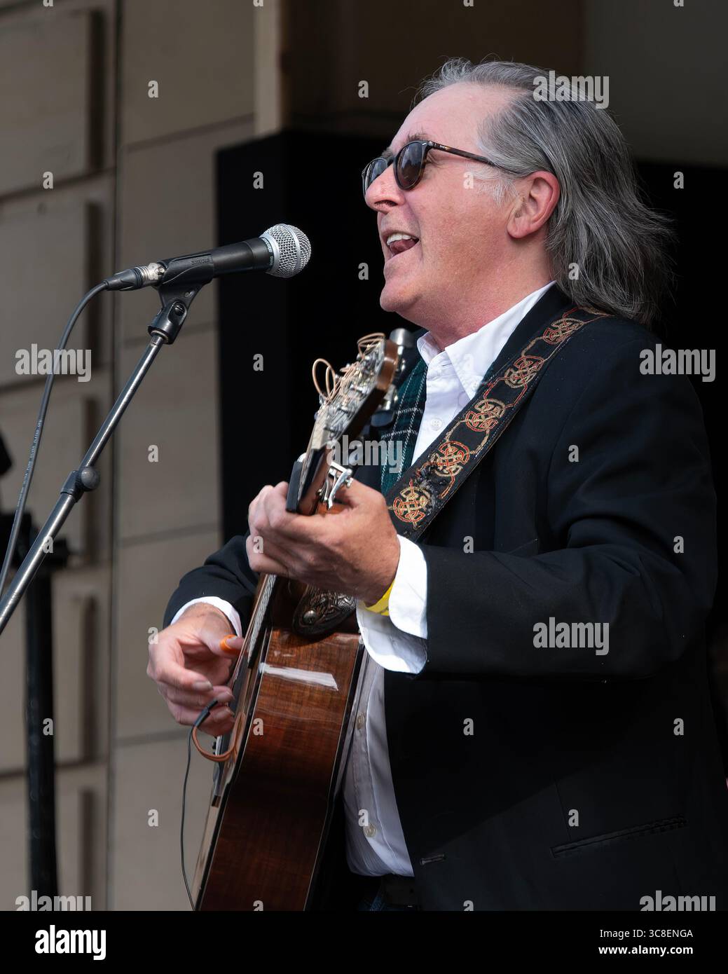 Edinburgh, 3rd August 2025. Scottish community choirs join music icon ...