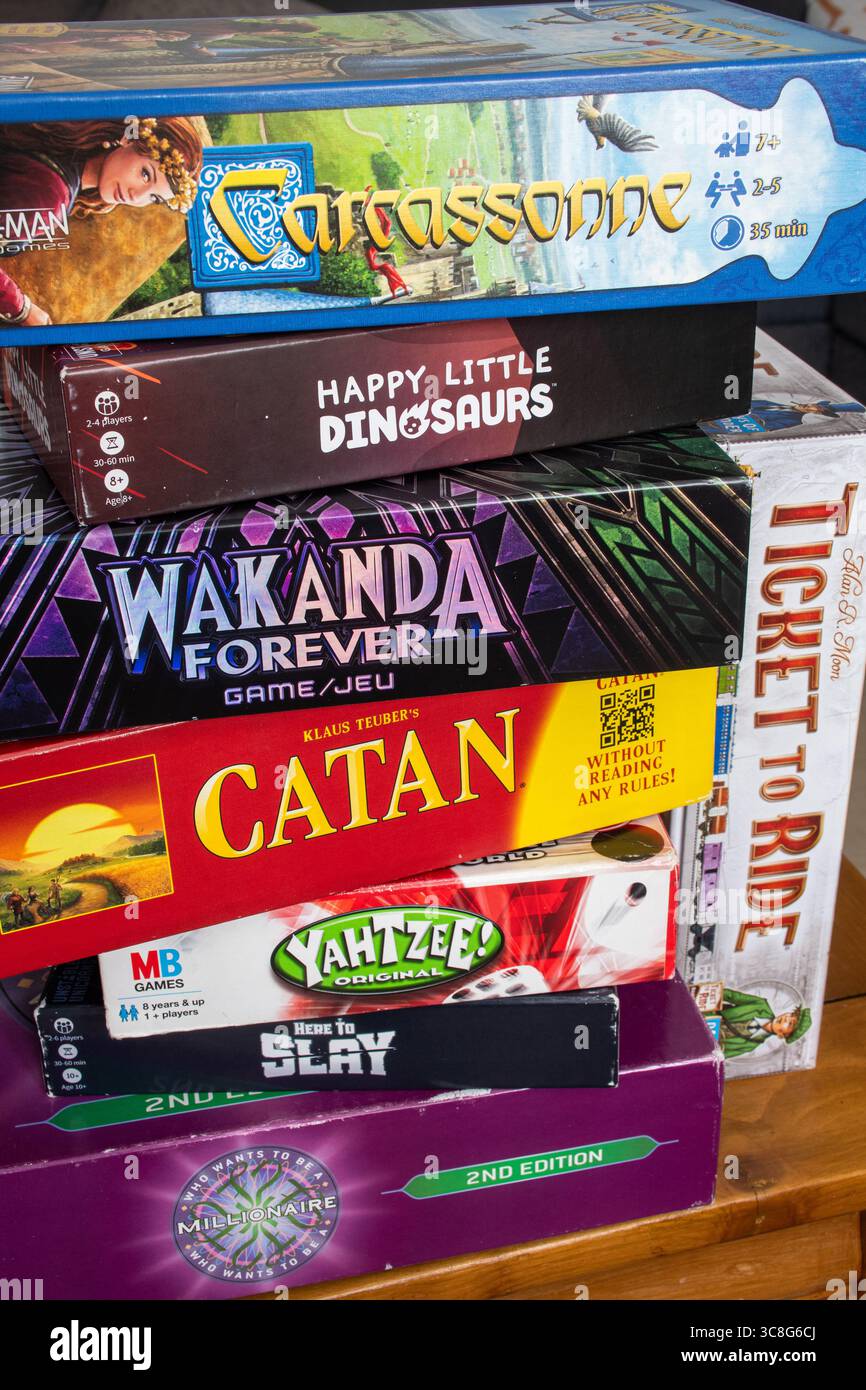 Board games stack hi-res stock photography and images - Alamy