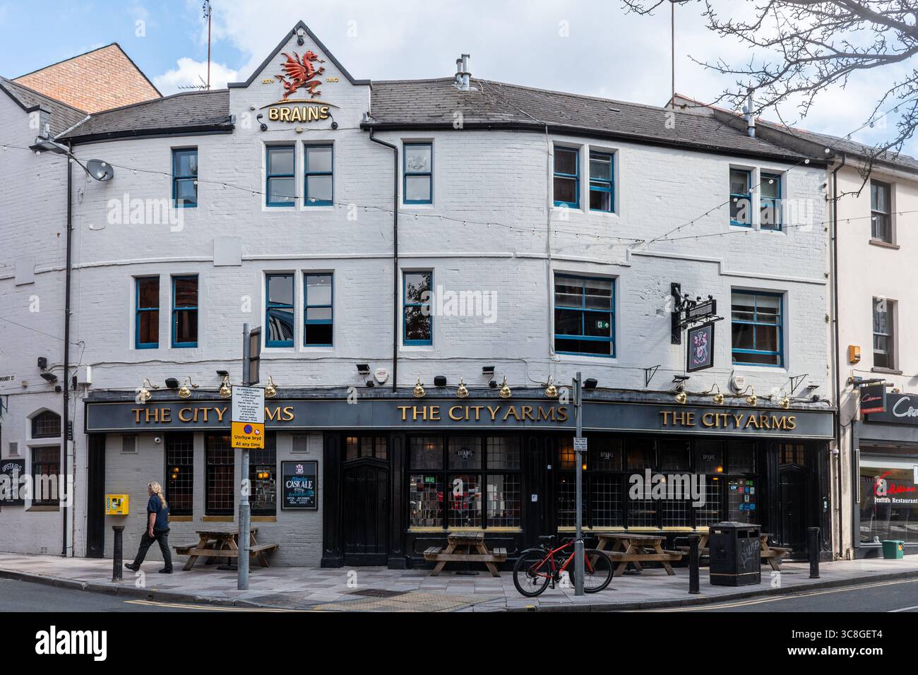 City arms pub cardiff hi-res stock photography and images - Alamy