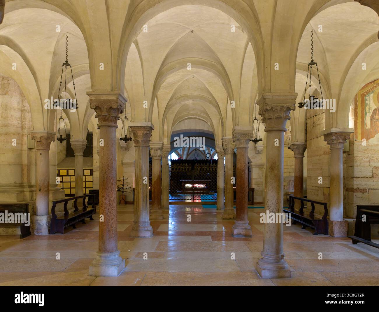 Crypt of San Zeno Basilica (Basilica di San Zeno) in Verona, Italy ...