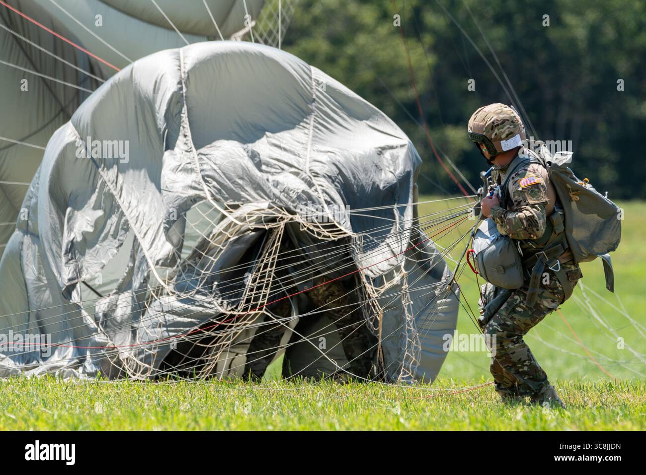 Military paratroopers from 18 countries participating in Leapfest 2025 ...