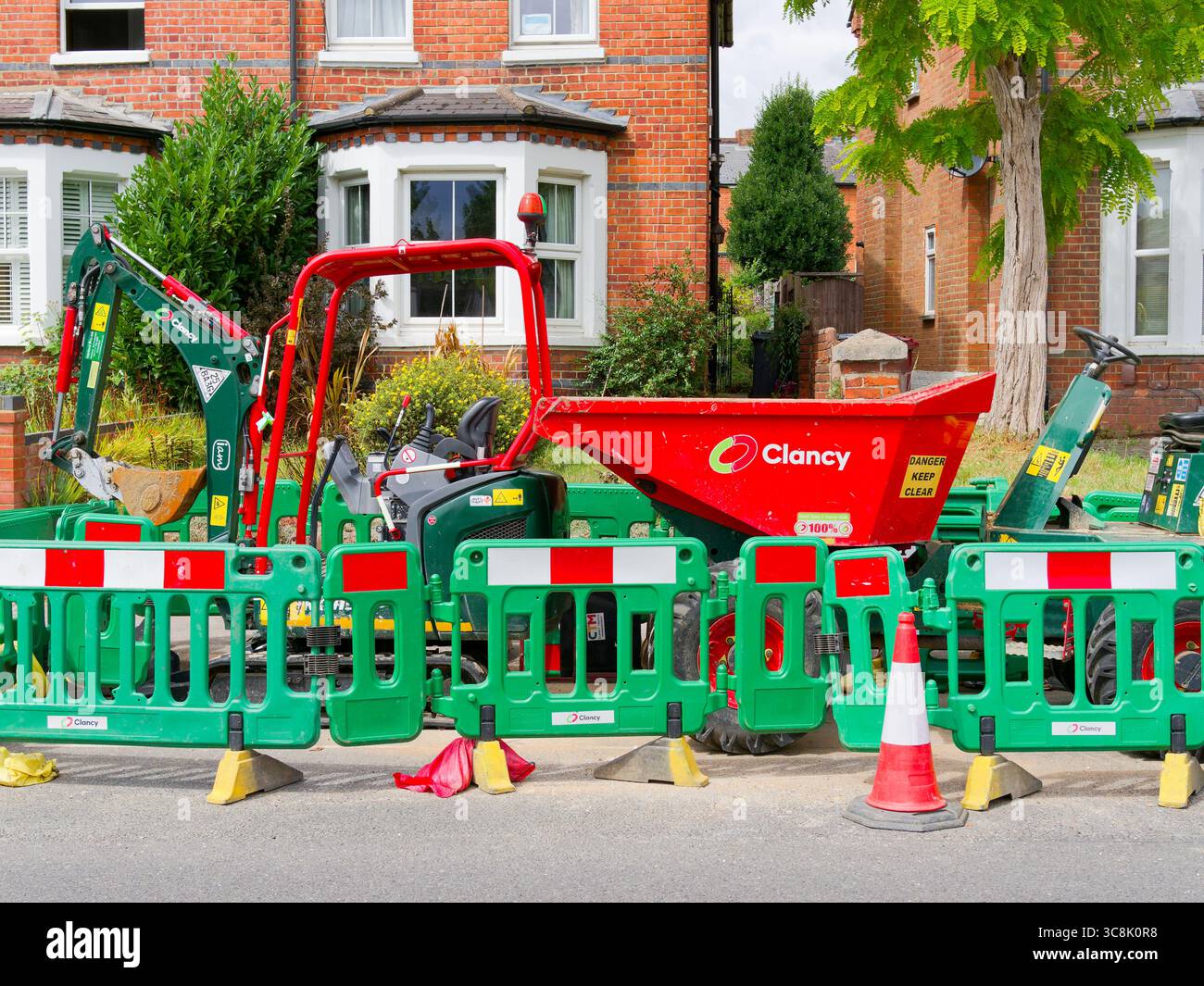 Renewing gas supply hi-res stock photography and images - Alamy