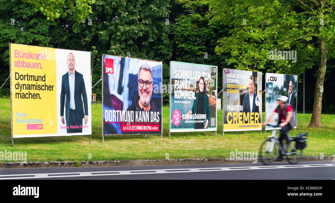 Dortmund, 4.8.2025: Wahlplakate zur NRW-Kommunalwahl am 14. September ...