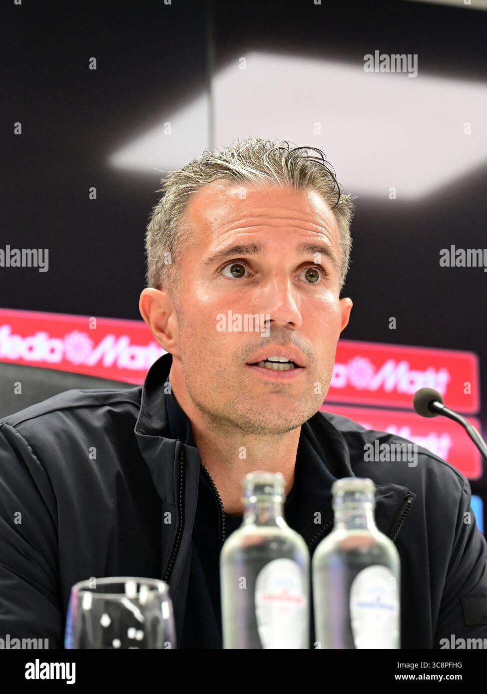ROTTERDAM - Feyenoord coach Robin van Persie during the friendly match ...