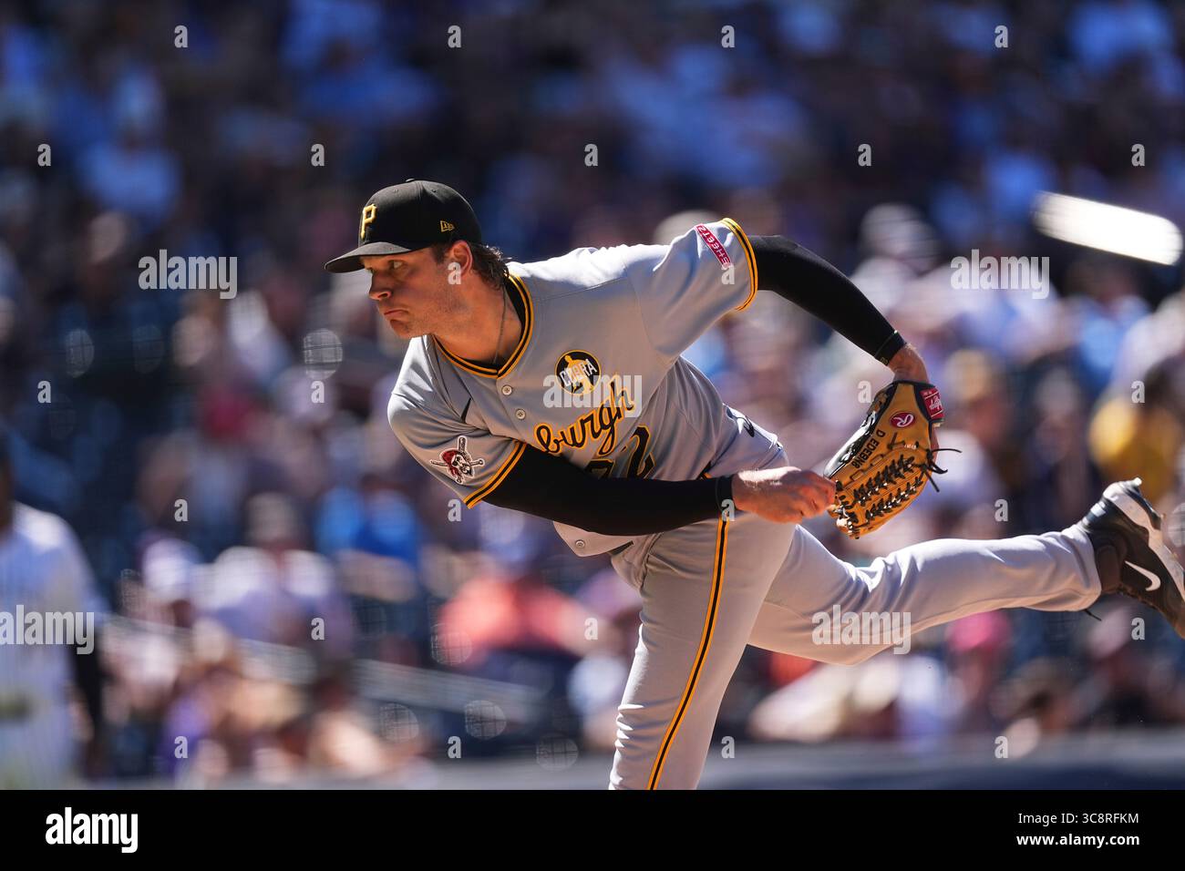 Pittsburgh Pirates relief pitcher Isaac Mattson (72) in the eighth ...