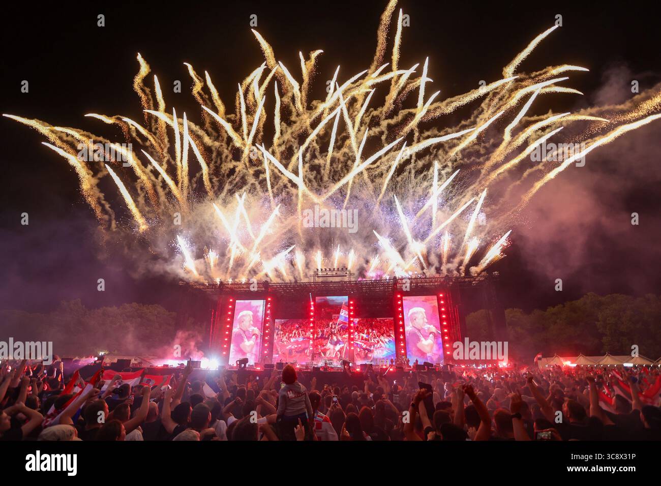 Sinj, Croatia. 05th Aug, 2025. View of the fireworks during the Marko ...