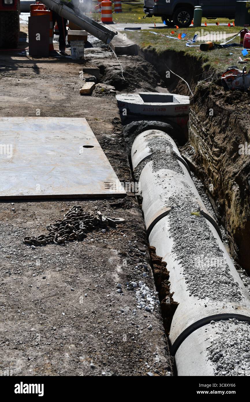 Concrete pipe pipeline drainage hi-res stock photography and images - Alamy