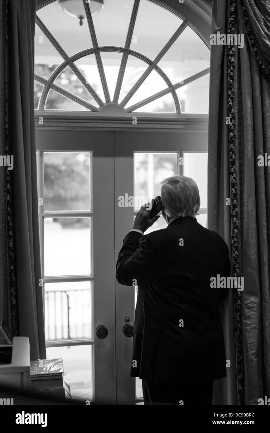 Donald trump portrait Black and White Stock Photos & Images - Alamy