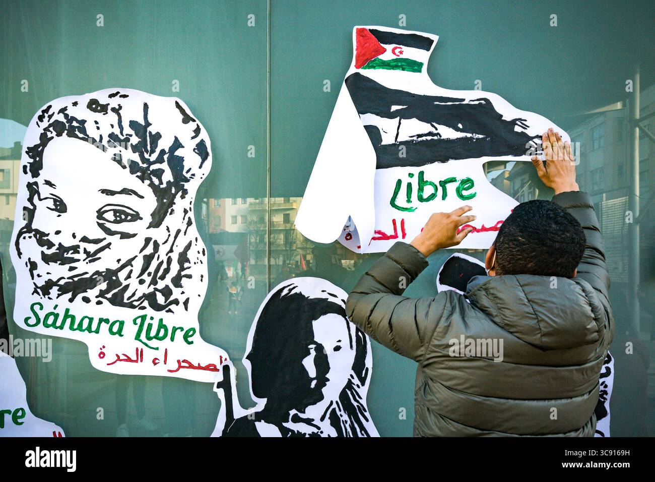 Polisario wall hi-res stock photography and images - Alamy