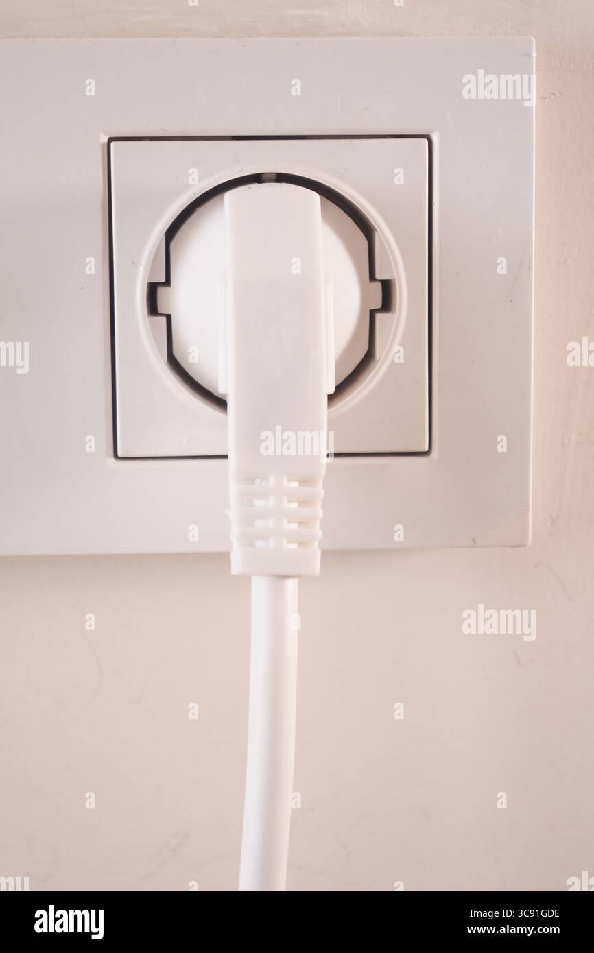 White plug socket setting hi-res stock photography and images - Alamy