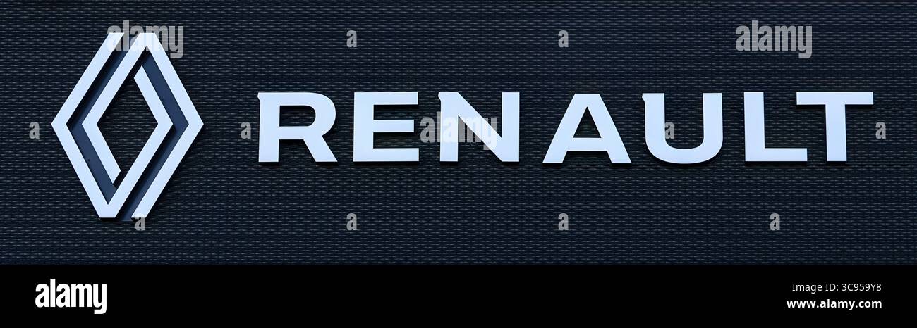 Automotive branding signage hi-res stock photography and images - Alamy