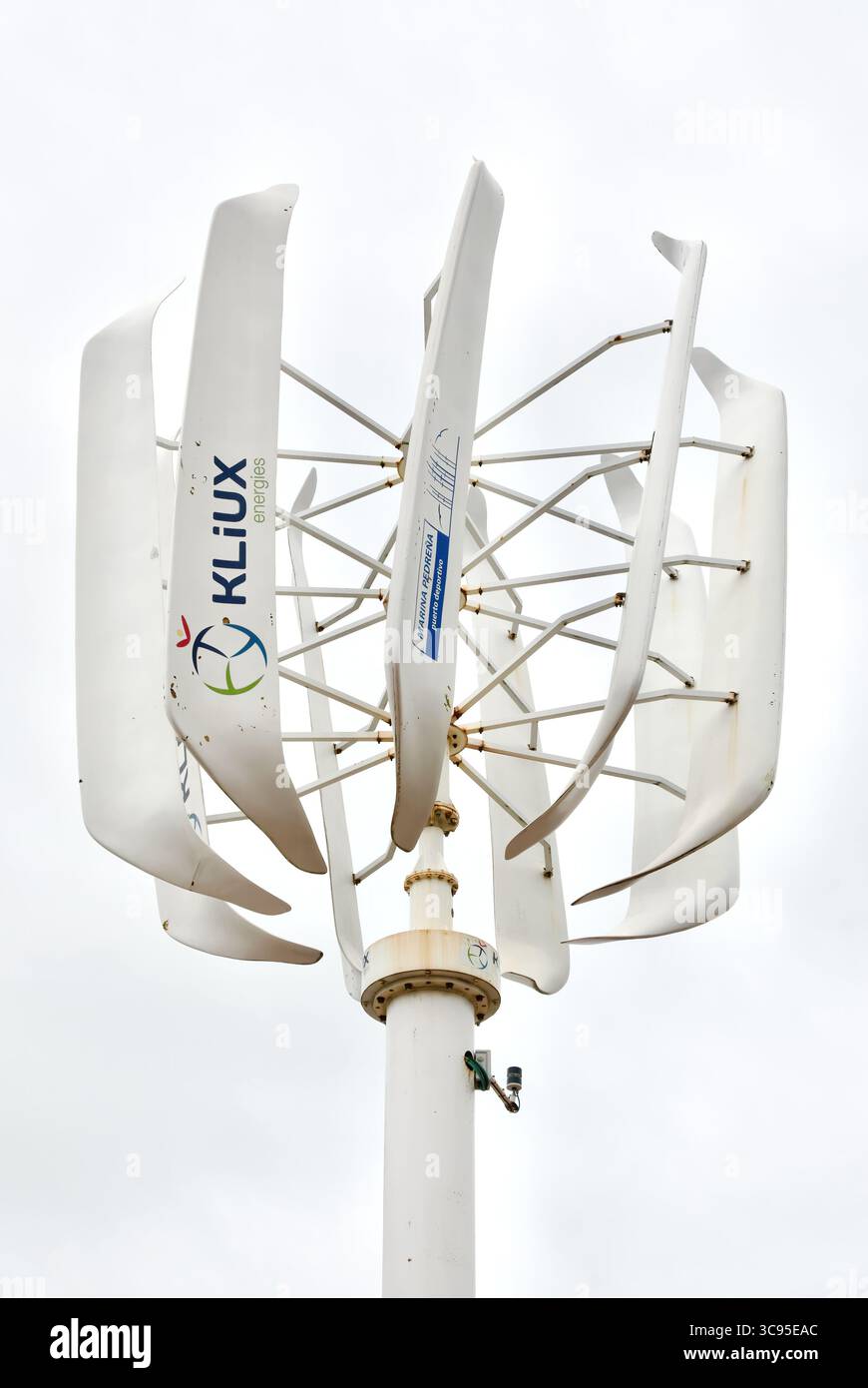Kliux Energies vertical axis wind turbine close up installed at the ...