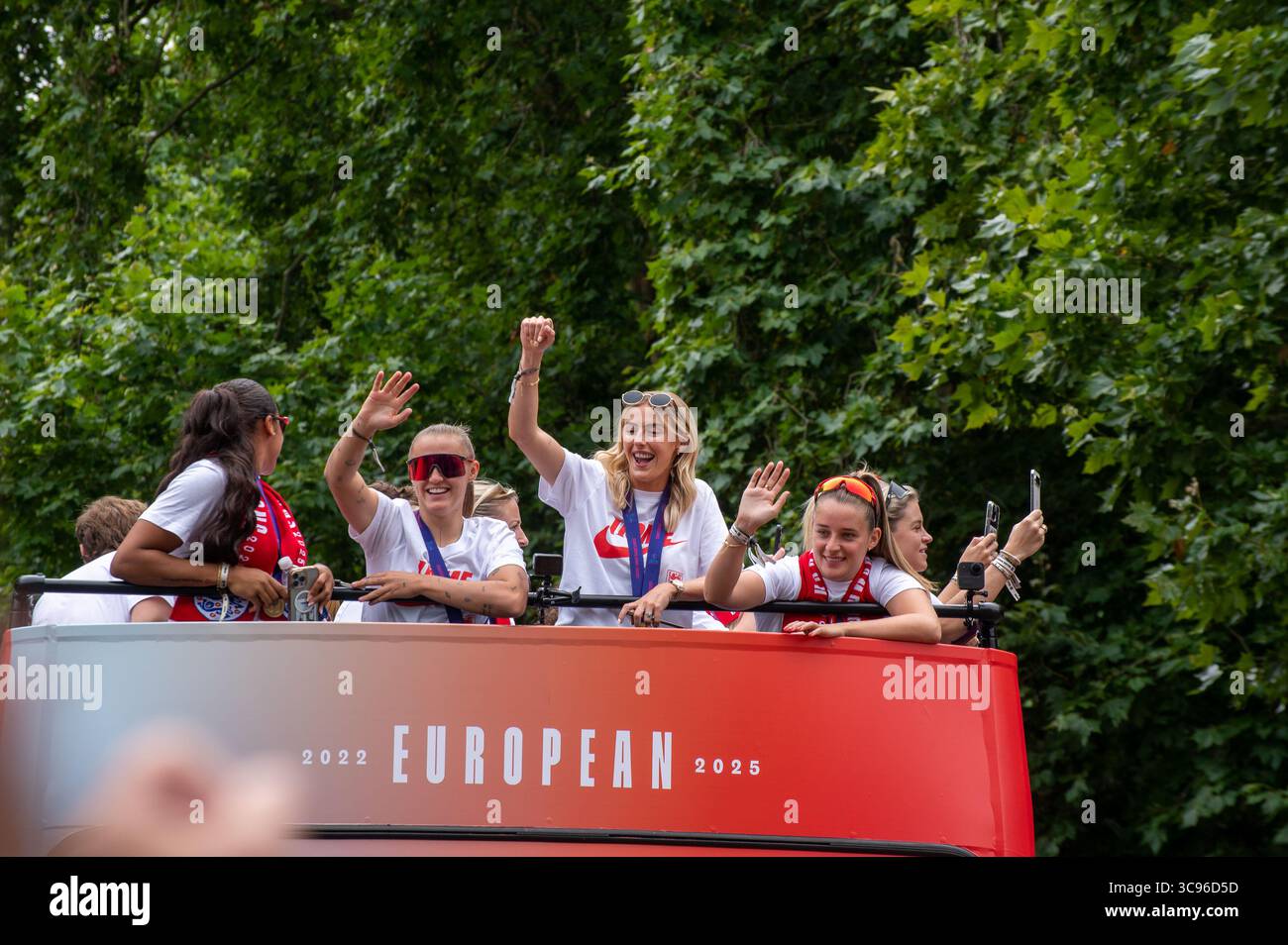 The England women football team open top bus parade down the Mall ...