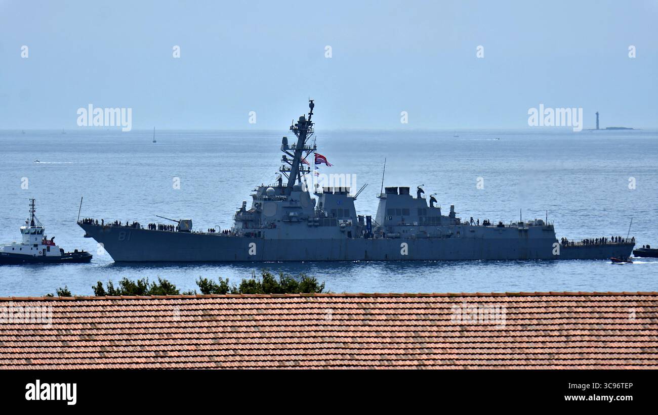 View as the destroyer USS Winston S. Churchill (DDG-81) arrives in the ...