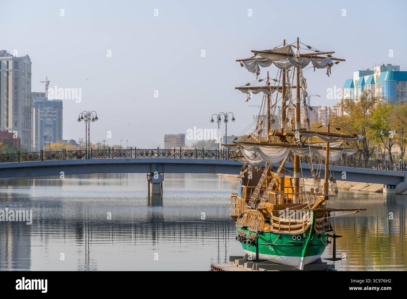 Iconic Russian frigate Oryol (1668), a historic Petr I landmark, graces ...