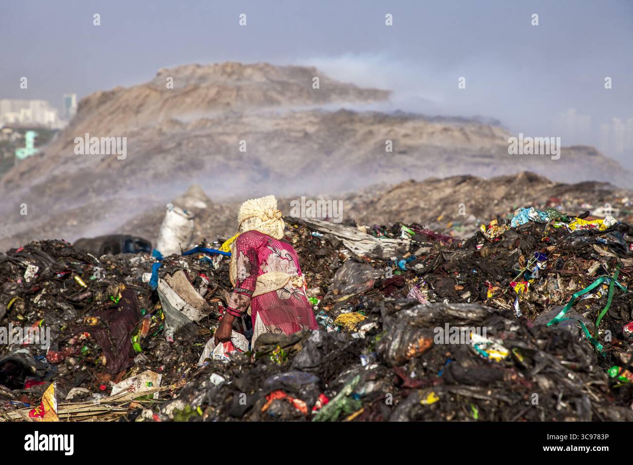 Textile garbage mountain hi-res stock photography and images - Alamy