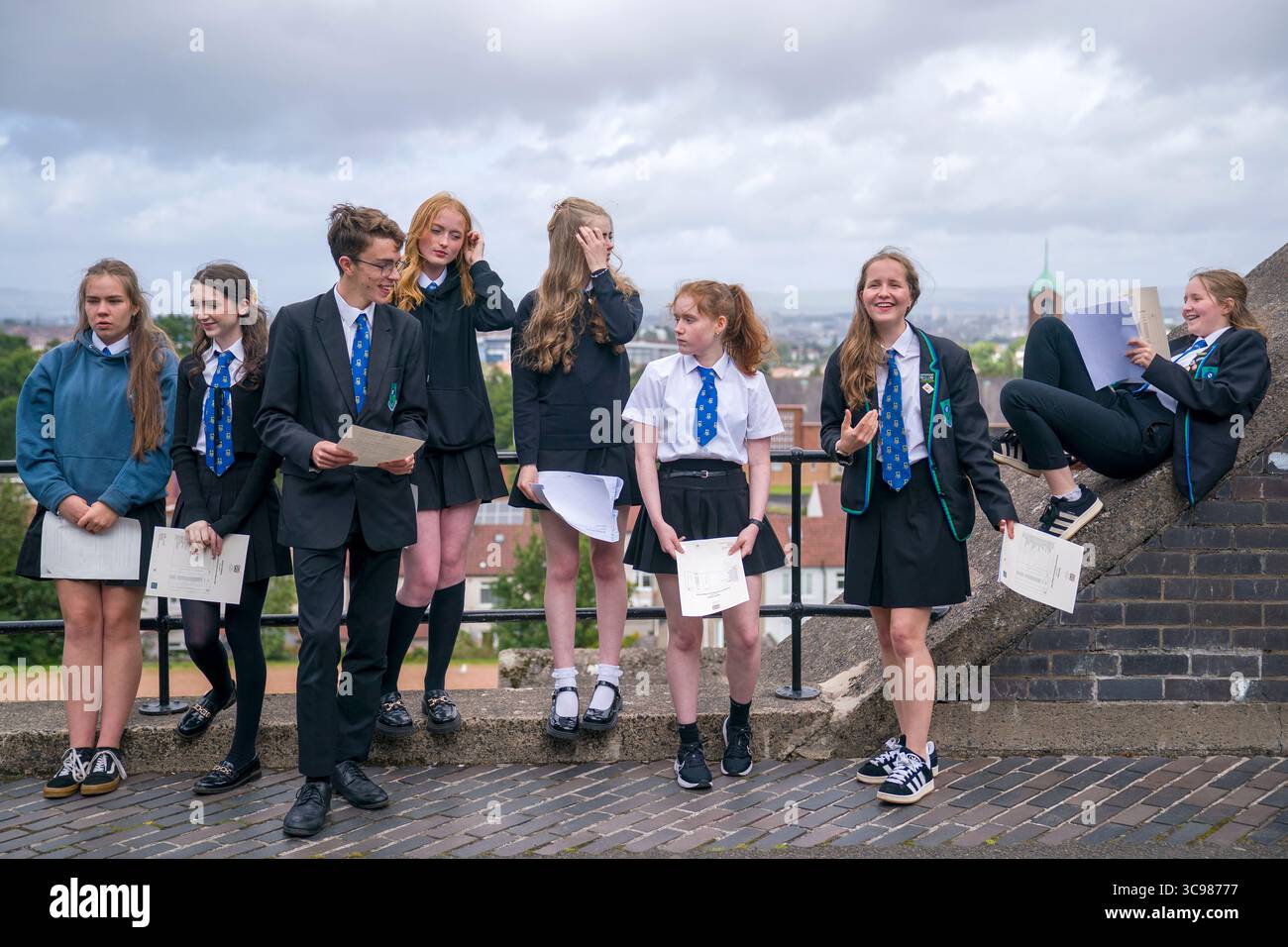 Students from Kings Park Secondary School in Glasgow, discuss their Scottish Qualifications ...