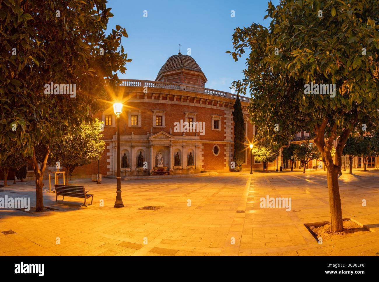 Valencia - The historic University building with the square and ...