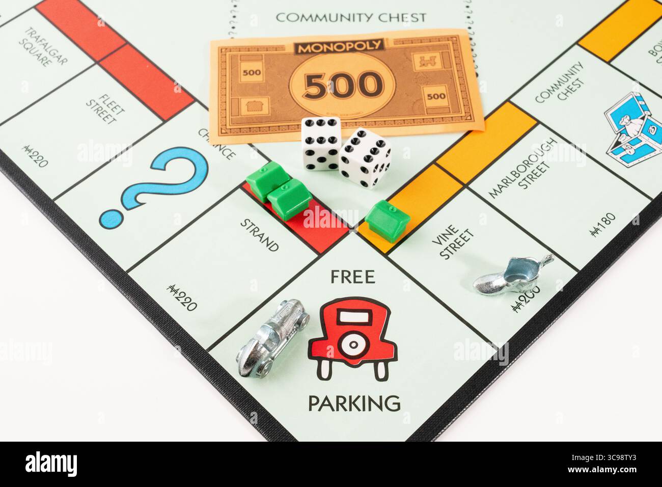 Cardiff uk august 2025 white hi-res stock photography and images - Alamy