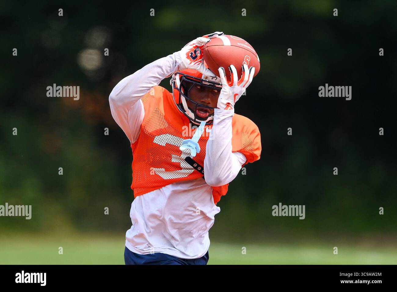 August 04, 2025: Syracuse Orange defensive back Kaylib Singleton (3 ...