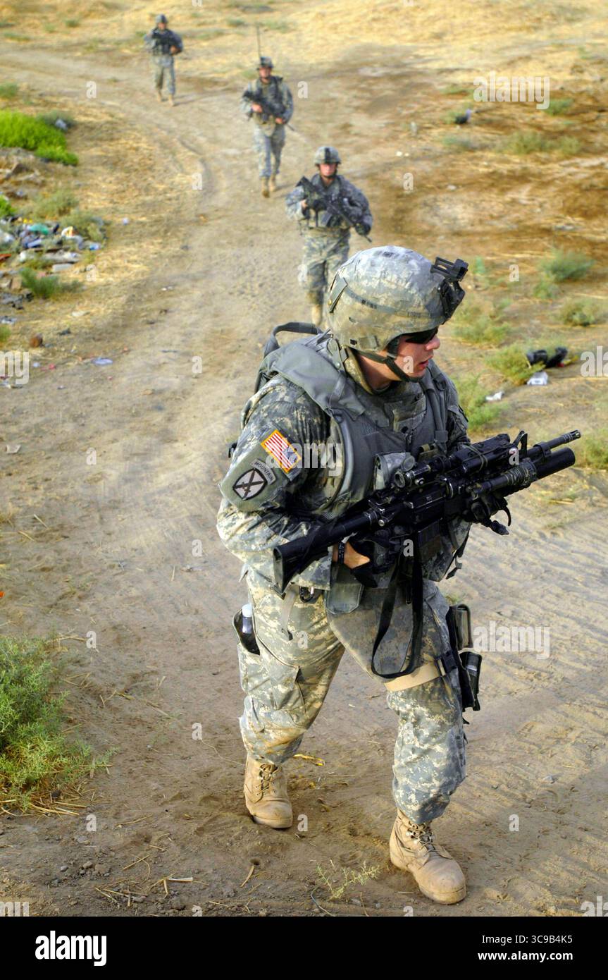 Iraq american soldiers hi-res stock photography and images - Alamy