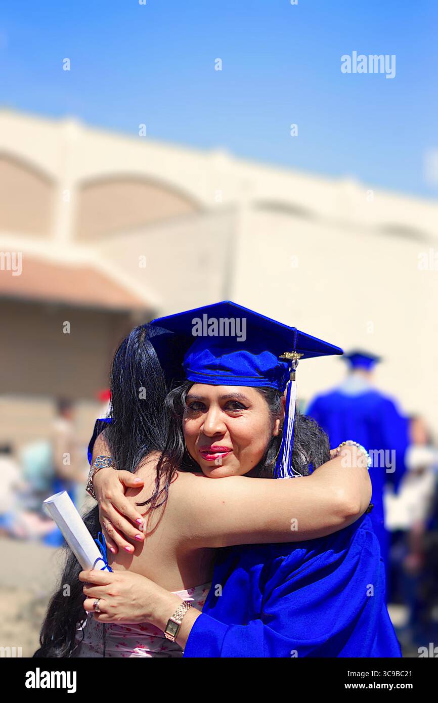 Two mexican women mother hi-res stock photography and images - Alamy