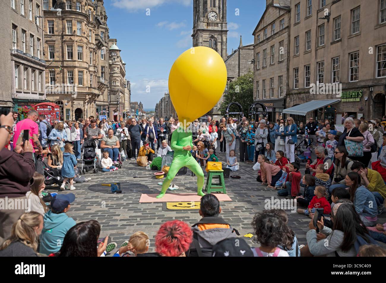 Gian balloon hi-res stock photography and images - Alamy