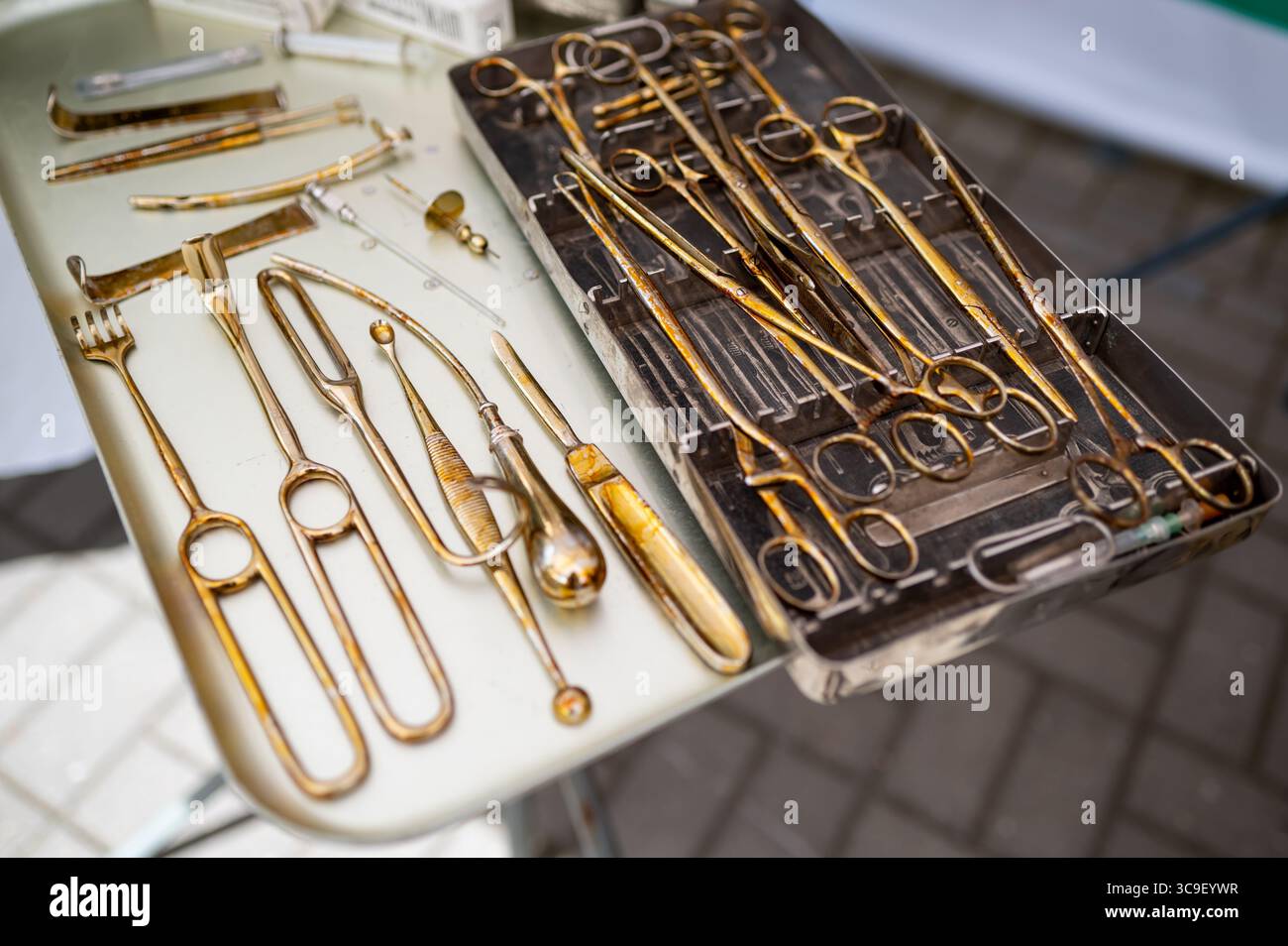Surgical equipment historical hi-res stock photography and images - Alamy