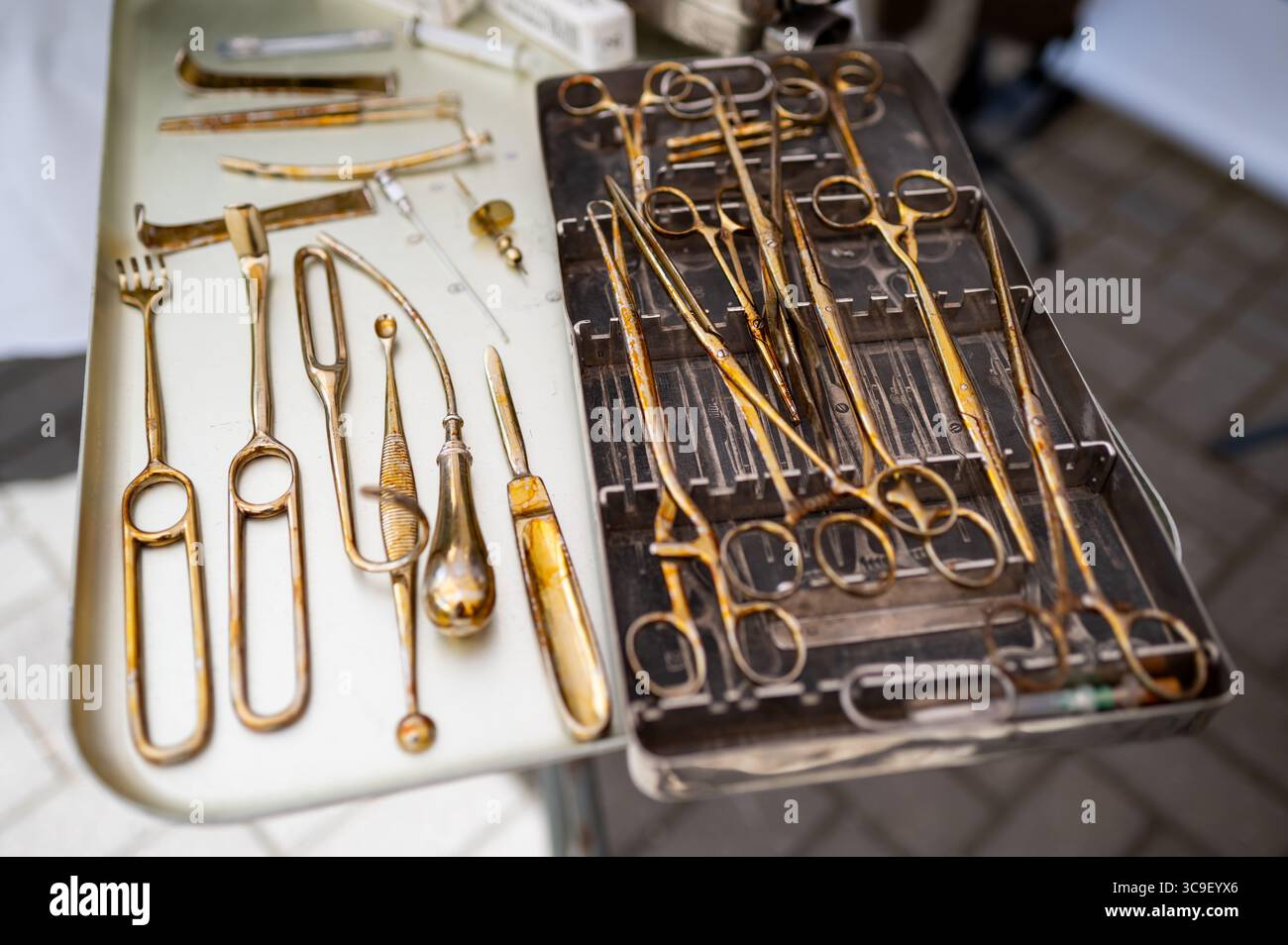 Surgical equipment historical hi-res stock photography and images - Alamy