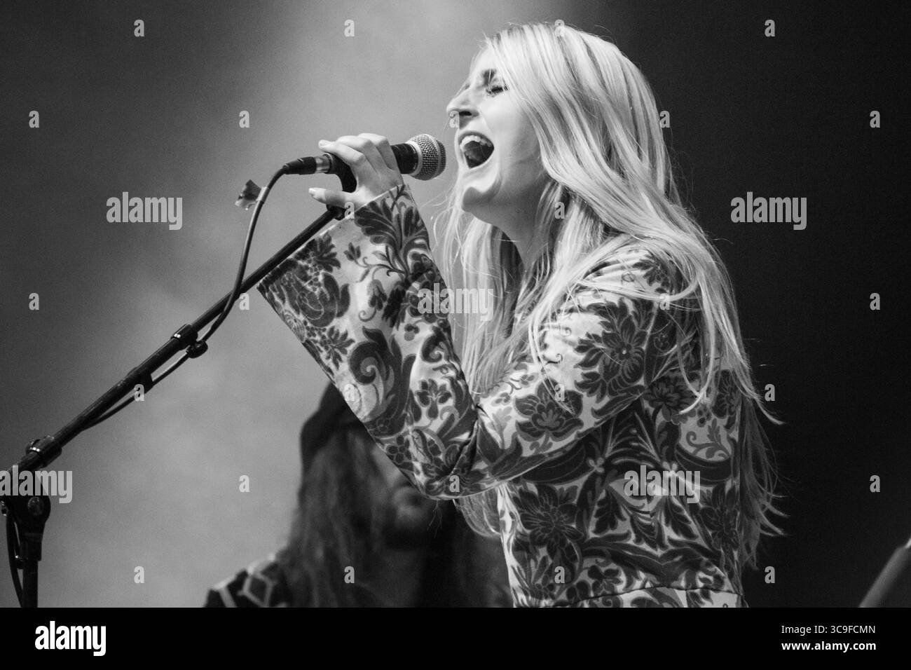 Fusión medieval Black and White Stock Photos & Images - Alamy