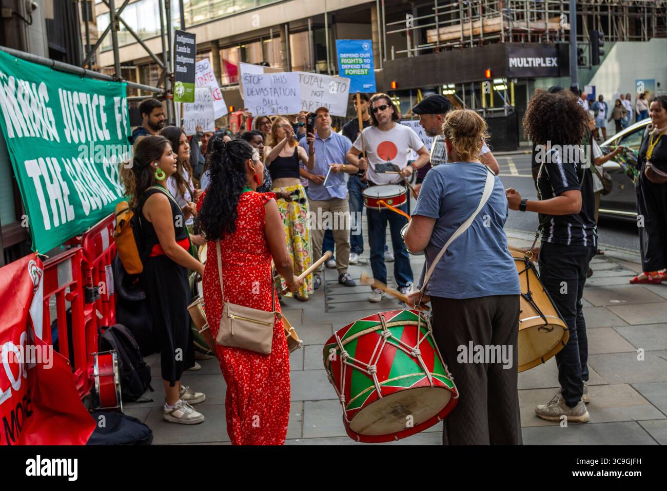 Brazilian legislation protest hi-res stock photography and images - Alamy