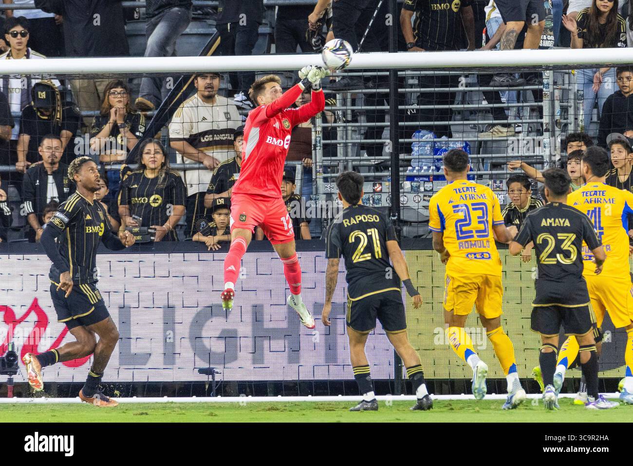 August 5, 2025, Los Angeles, California, USA: Los Angeles FC goalkeeper ...