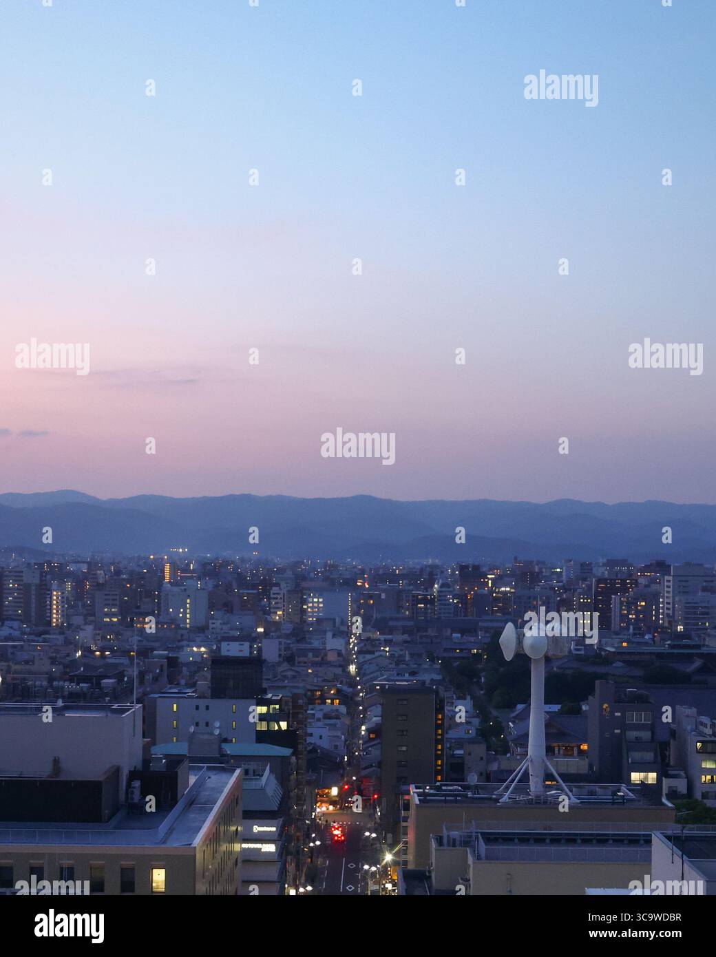 Sunset over kyoto city hi-res stock photography and images - Alamy