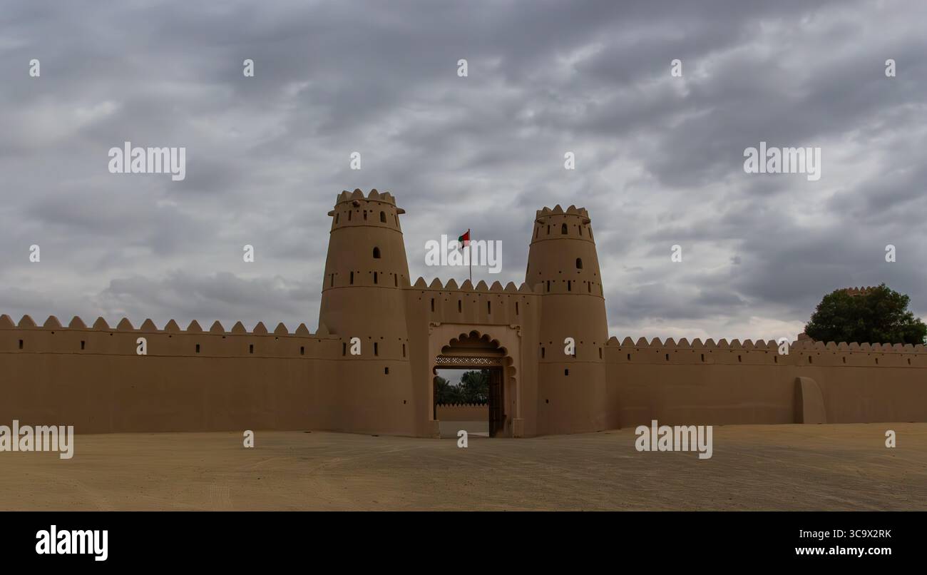 Historic Fort: Grand Entrance Stock Photo - Alamy