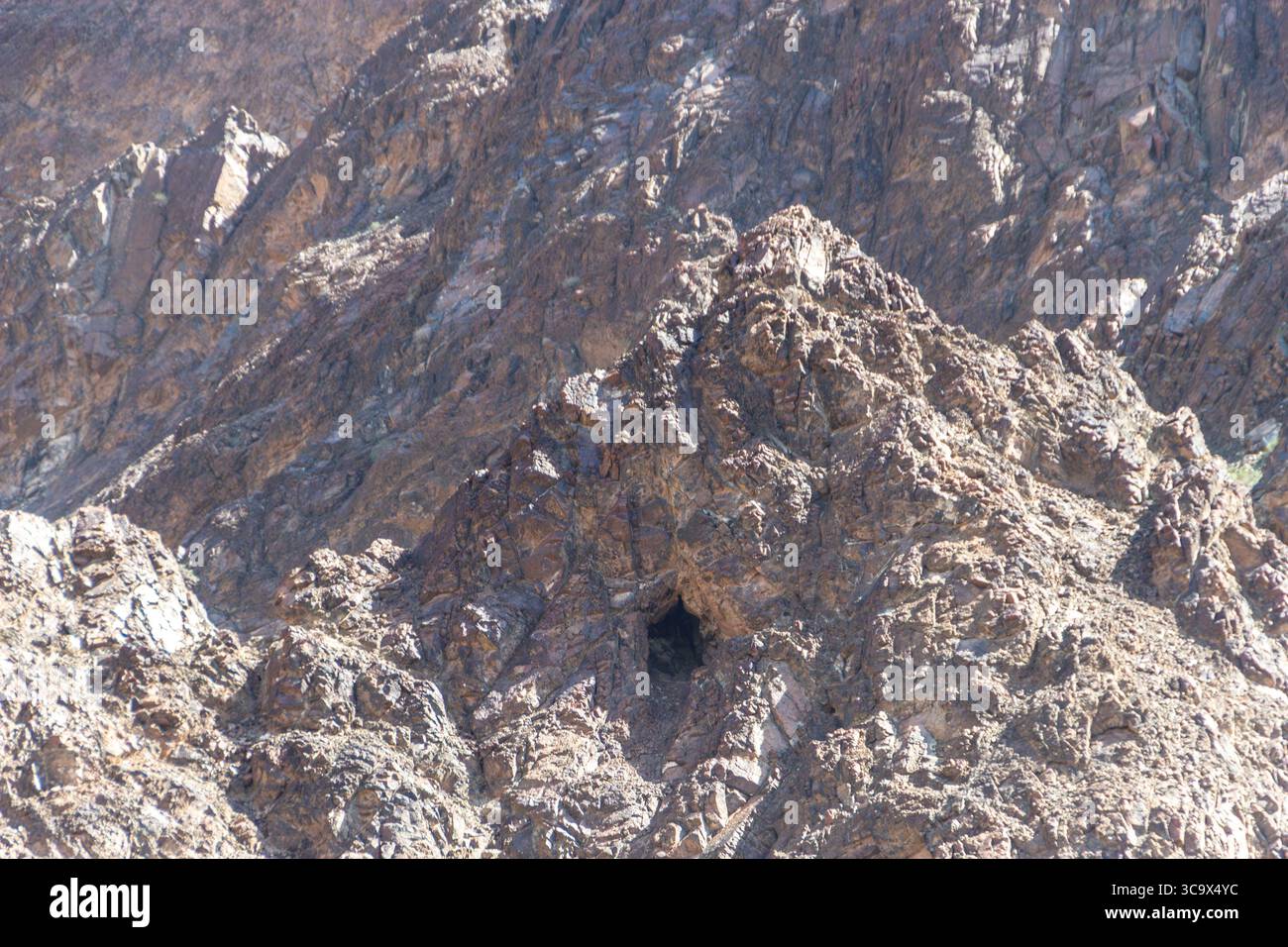 Close up mountain cave hi-res stock photography and images - Alamy