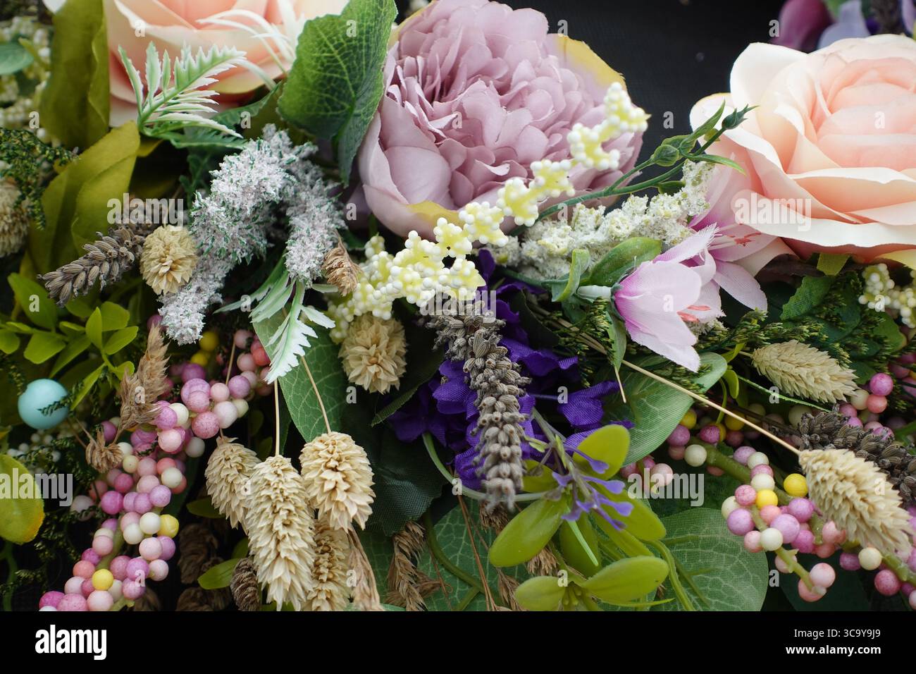 Spring floral display hi-res stock photography and images - Alamy