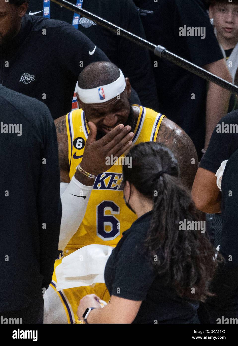 James lebron face hi-res stock photography and images - Alamy