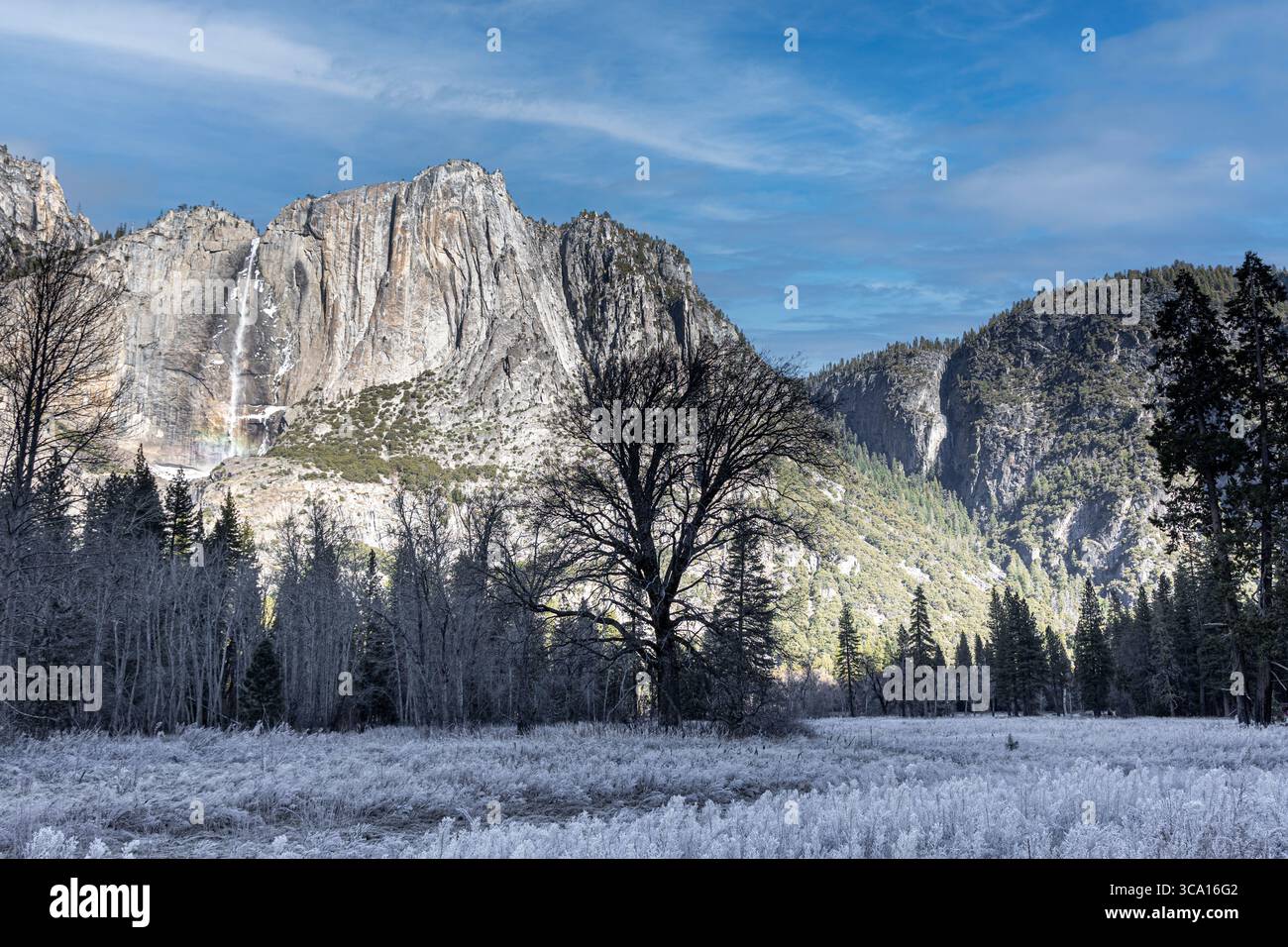 Yosemite valley california winter landscape hi-res stock photography ...
