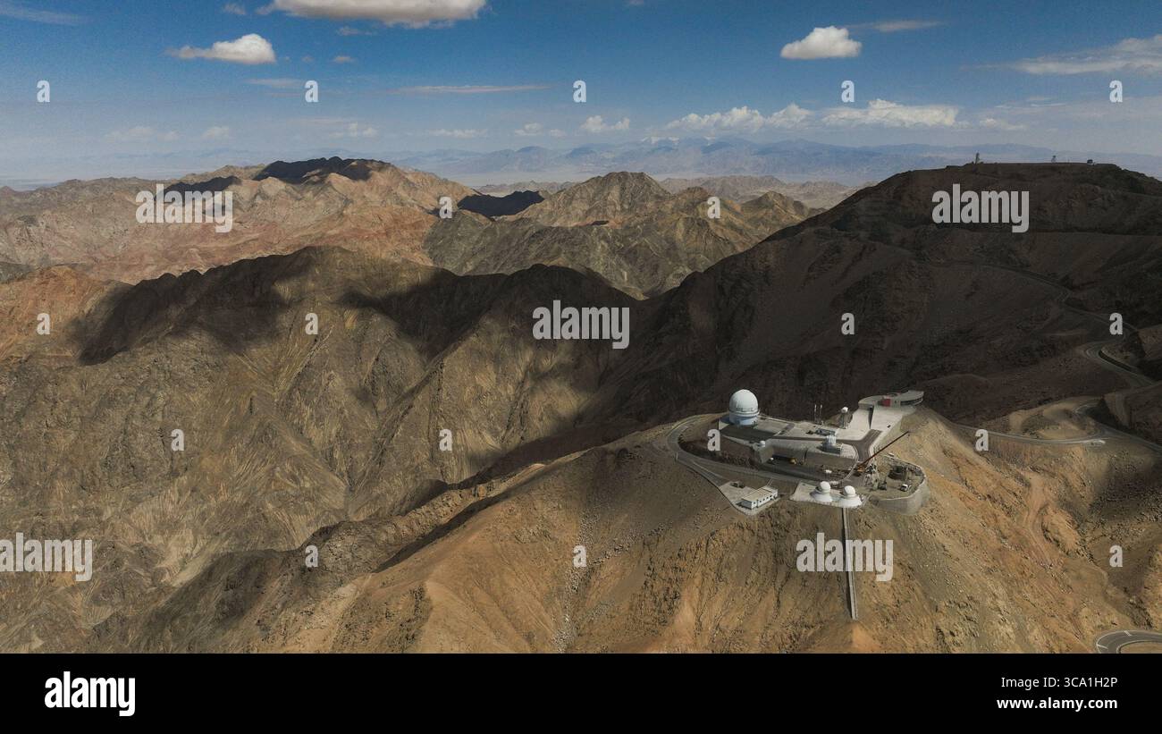 (250806) -- XINING, Aug. 6, 2025 (Xinhua) -- An aerial drone photo ...
