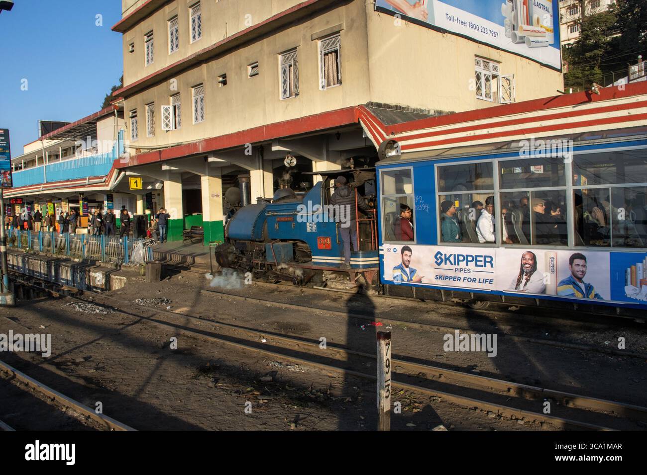 DARJEELING, WEST BENGAL, INDIA - FEBRUARY 9, 2024 Darjeeling Himalayan ...