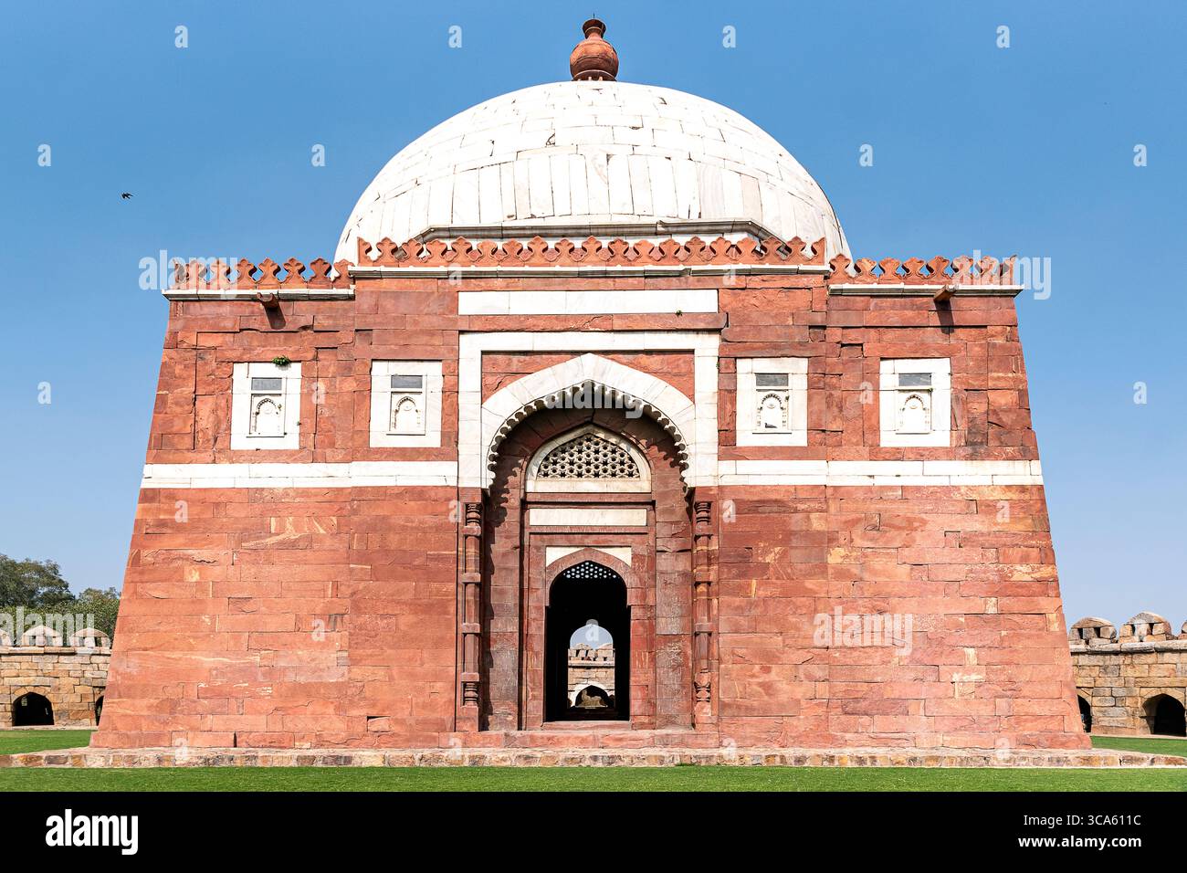Ghiyasuddin Tughlaqs Tomb, located in Delhi, India, is a striking 14th ...